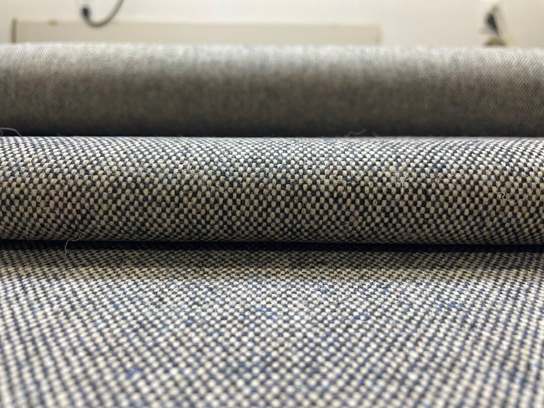 4.125 Yds Camira Main Line Flax Shadwell Navy Blue & Ecru Woven Wool ...