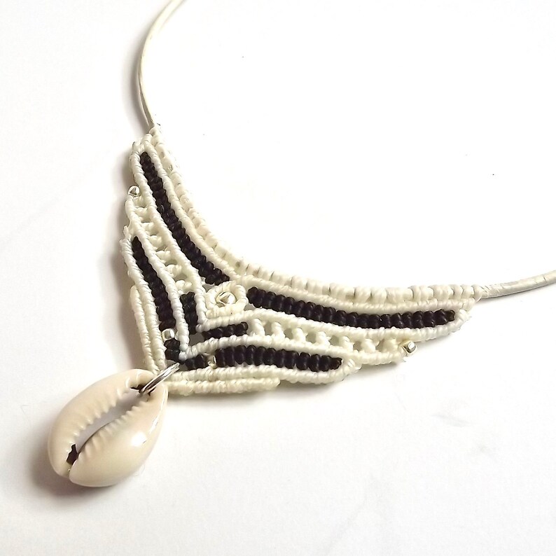 Macrame Necklace With Cowry Shell Black and White Necklace - Etsy