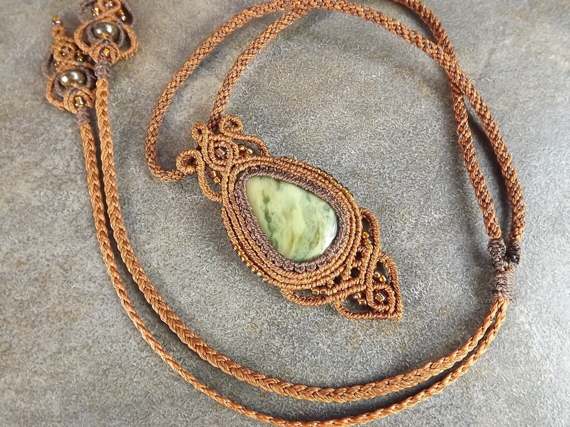 Collana Macrame, Collana Kumihimo, Diaspro Verde Con Filo Marrone, Ciondolo Macrame - Etsy Italia