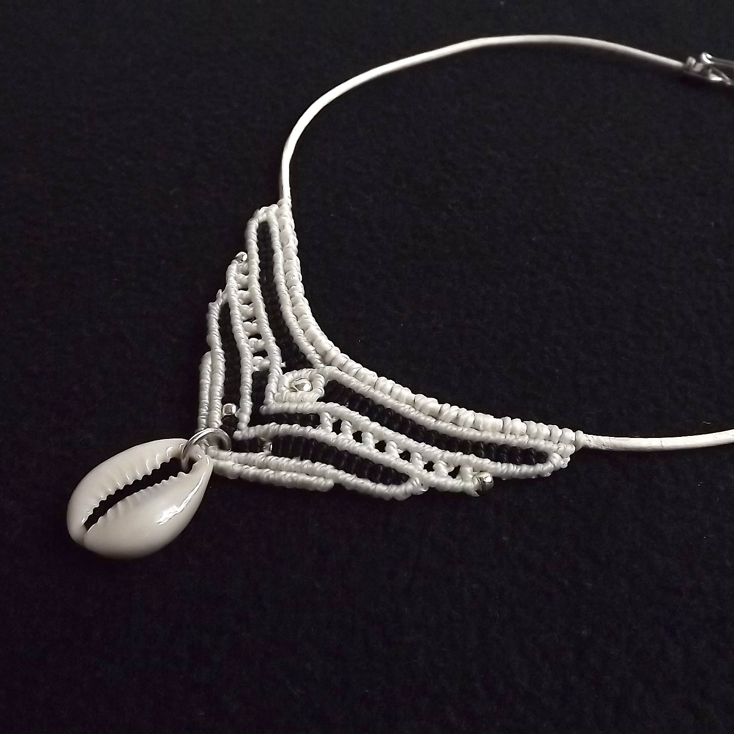 Macrame Necklace With Cowry Shell Black and White Necklace - Etsy