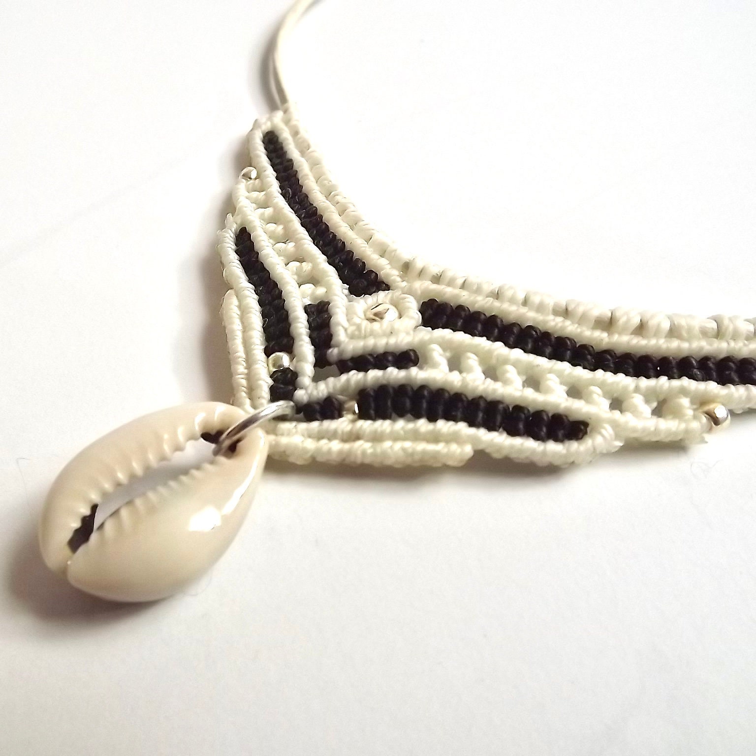 Macrame Necklace With Cowry Shell Black and White Necklace - Etsy