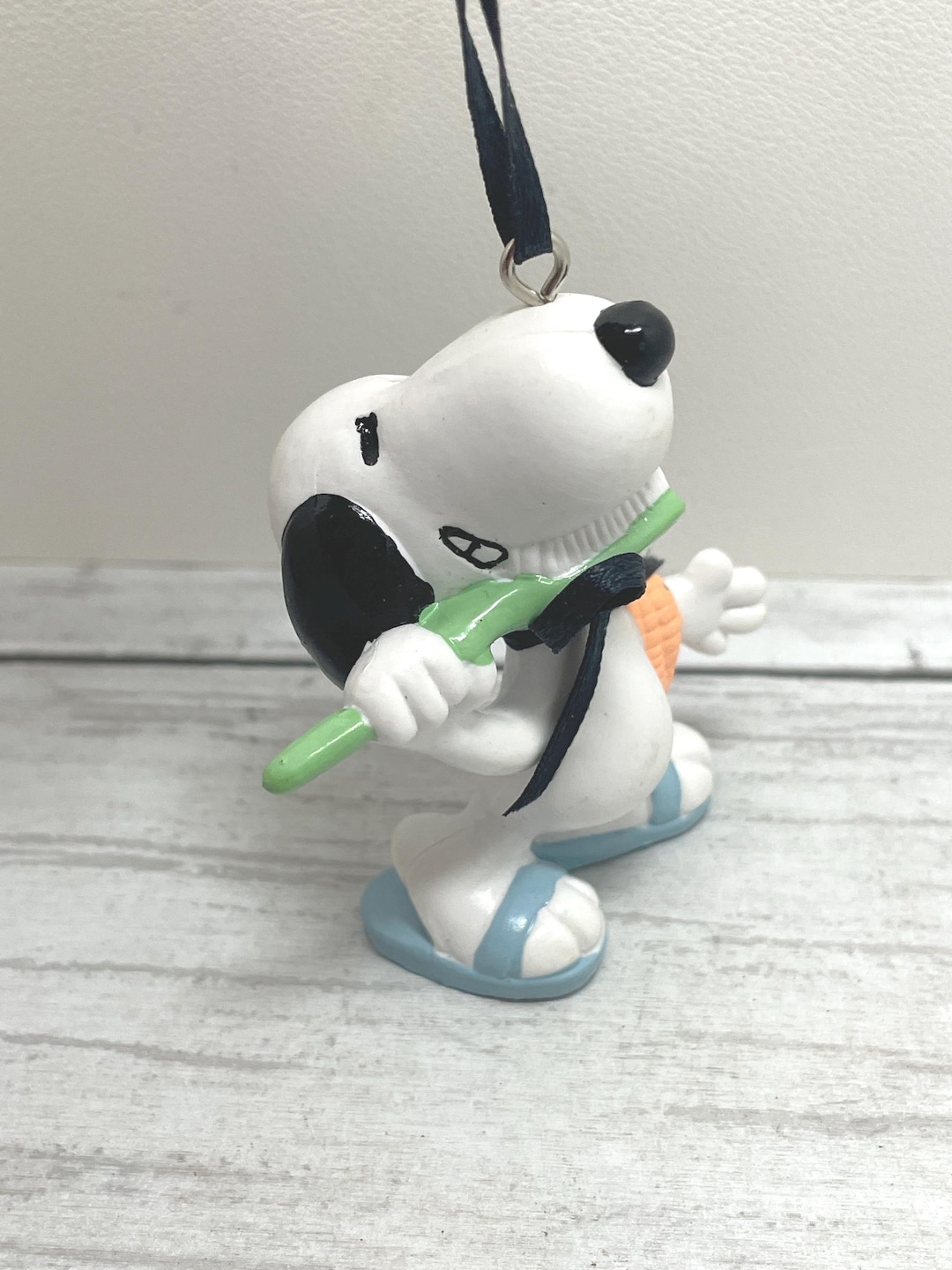 Snoopy Dentist- Snoopy Brushing Teeth- Christmas Tree Ornament ...