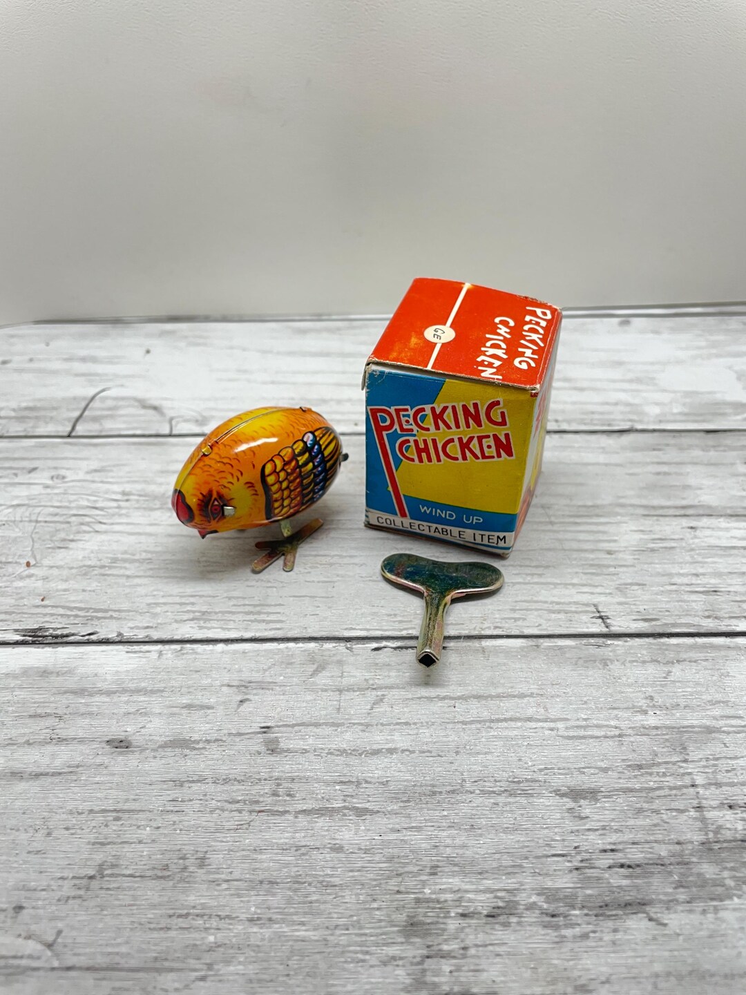 Vintage Wind up Lithograph Tin Toy Chicken Pecking Ground Baby Chick ...