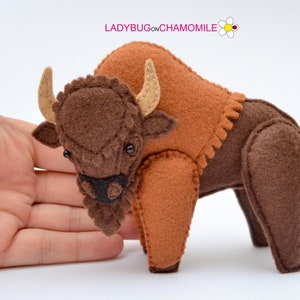 BISON Felt Toy, Ornament, Magnet, Keychain, Brooch - Etsy