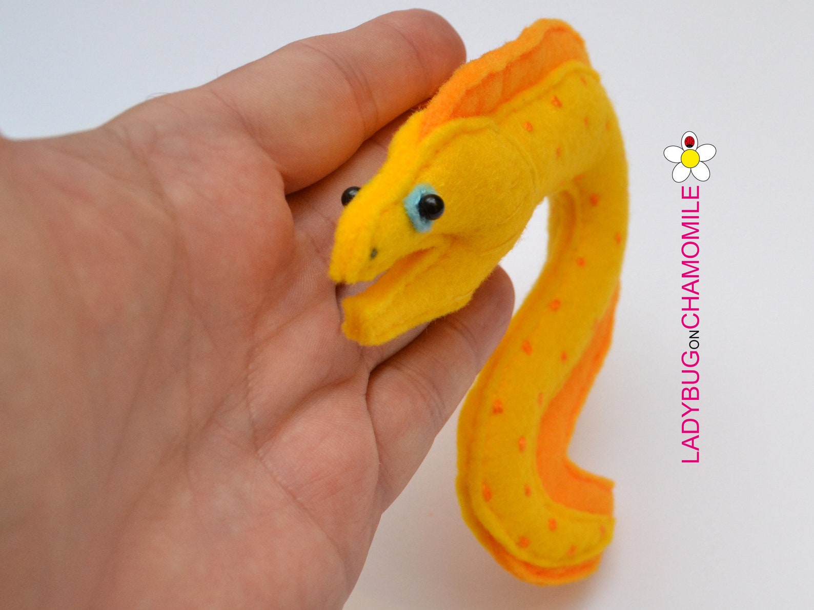 MORAY EEL Felt Toy, Ornament, Magnet - Etsy