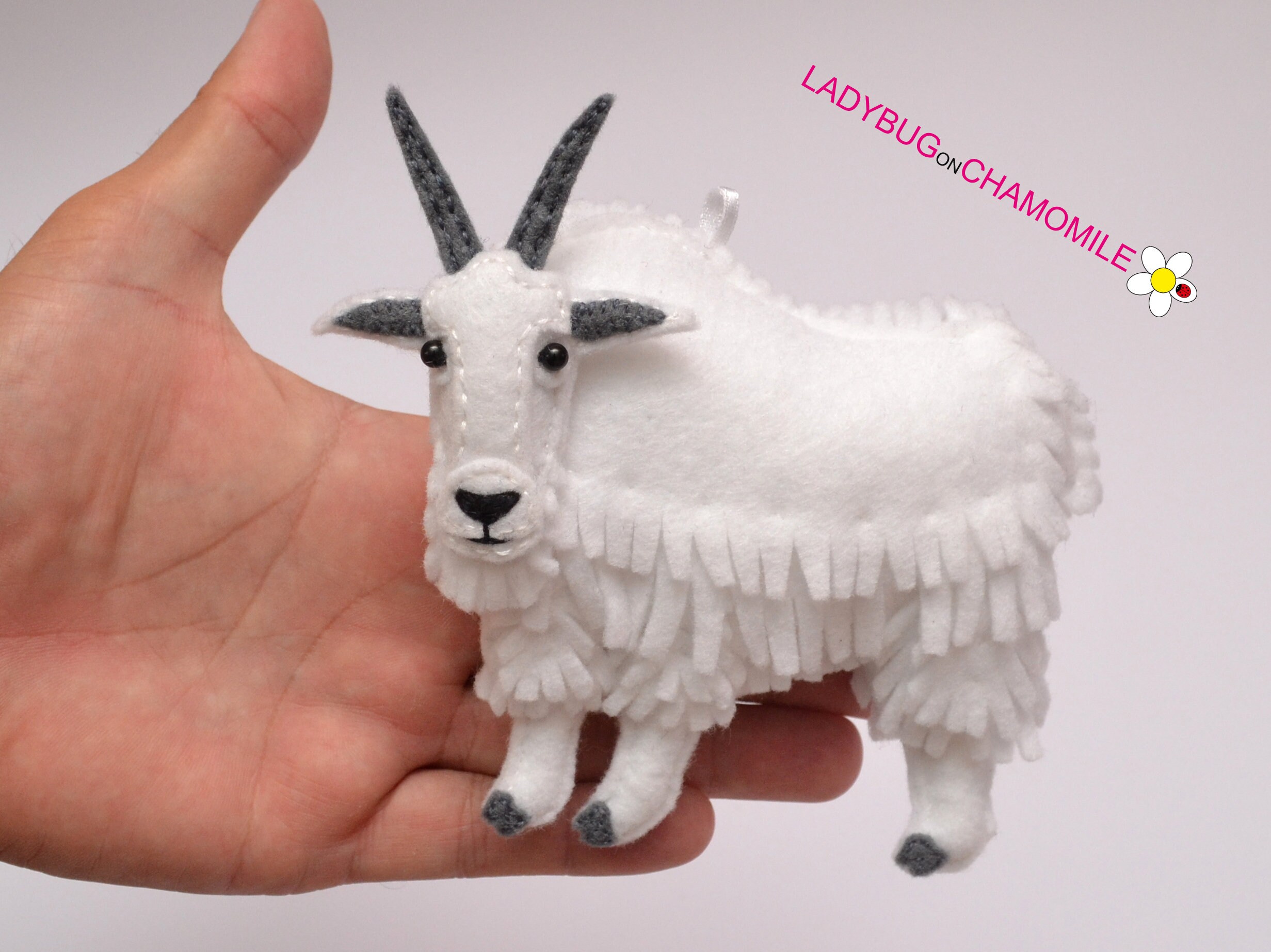 MOUNTAIN GOAT Felt Toy, Ornament, Magnet - Etsy