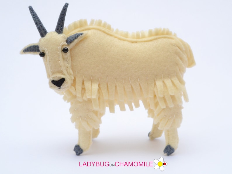 MOUNTAIN GOAT Felt Toy, Ornament, Magnet - Etsy