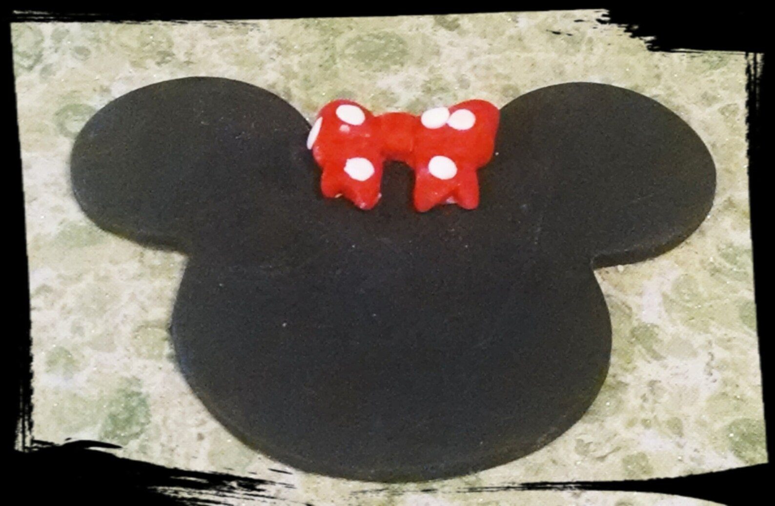 24 Edible Gum Paste Minnie Mouse Gum Paste/fondant Cupcake - Etsy
