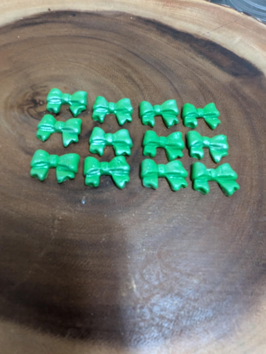 24 Edible Gum Paste Bows/fondant Cupcake Topper - Etsy