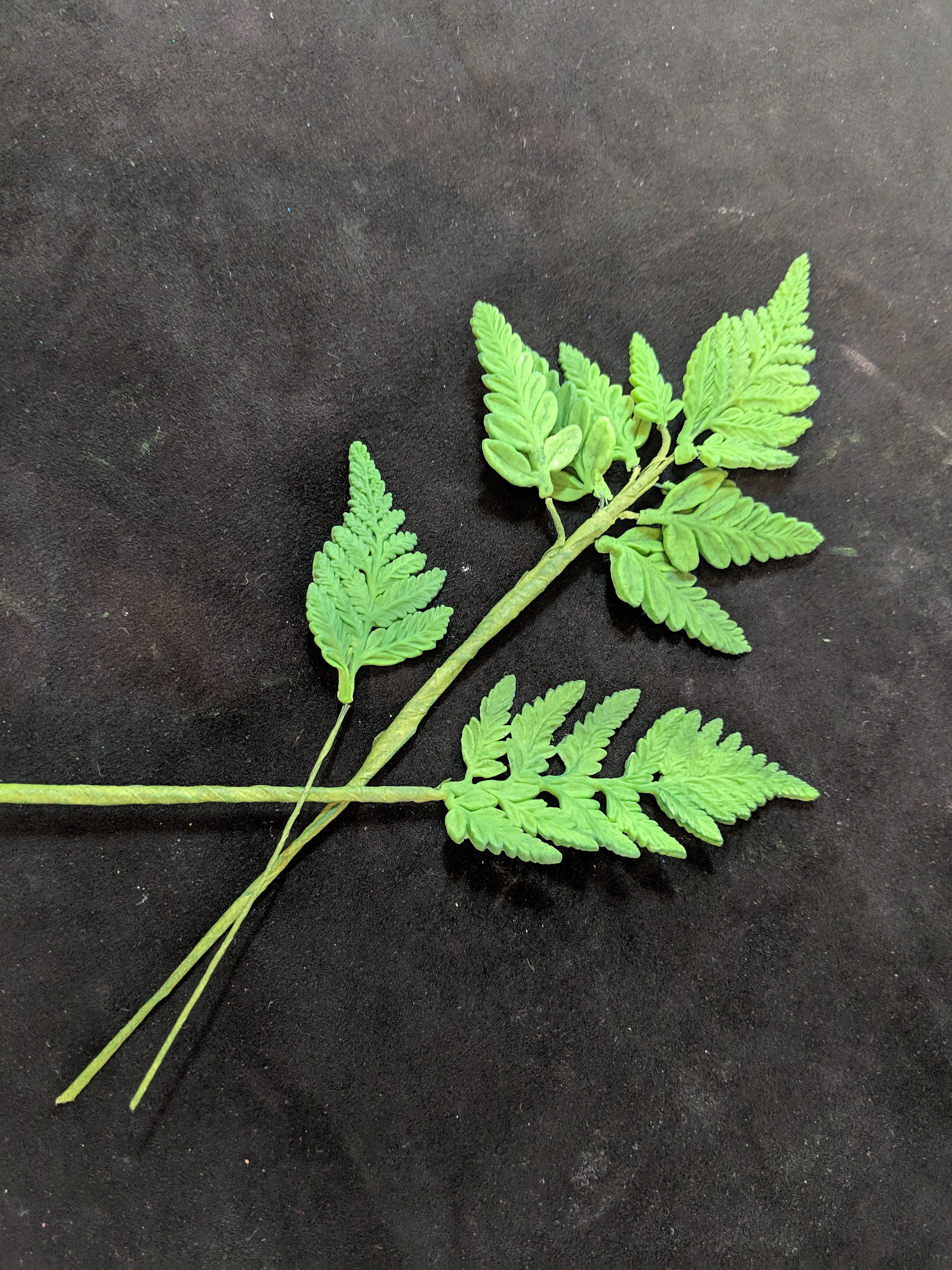 3 Edible Mini Ferns / Edible Gum Paste/any Colors/cake Decoration ...