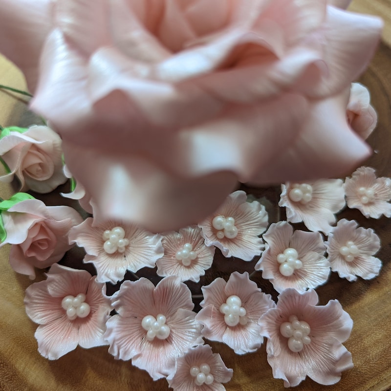 Gum Paste Flowers - Etsy