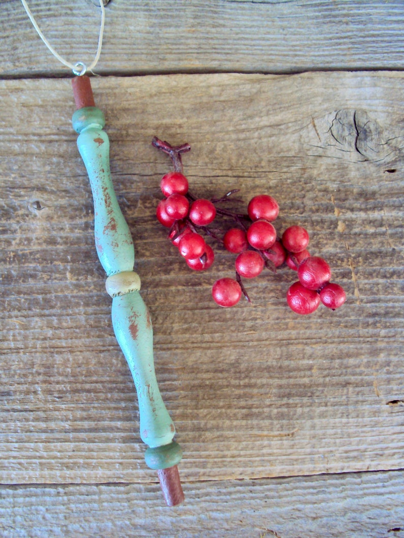 Set of 4 Shabby Farmhouse Spindle Ornaments Primitive | Etsy
