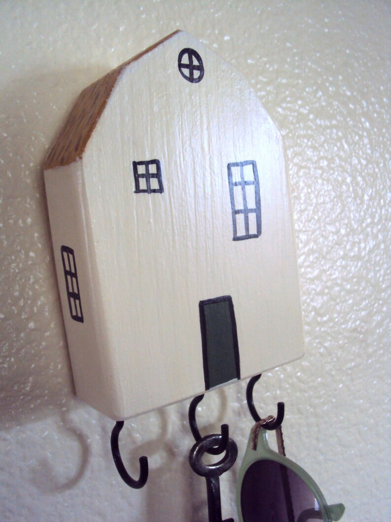 Handpainted Cottage Key Hanger Country House Wall Decor | Etsy
