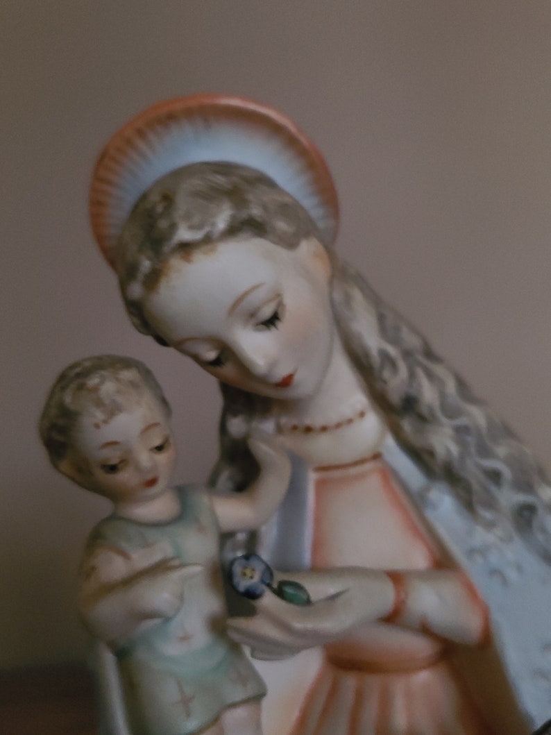 Vintage Hummel Flower Madonna, Madonna and Child, Pastel Colored ...