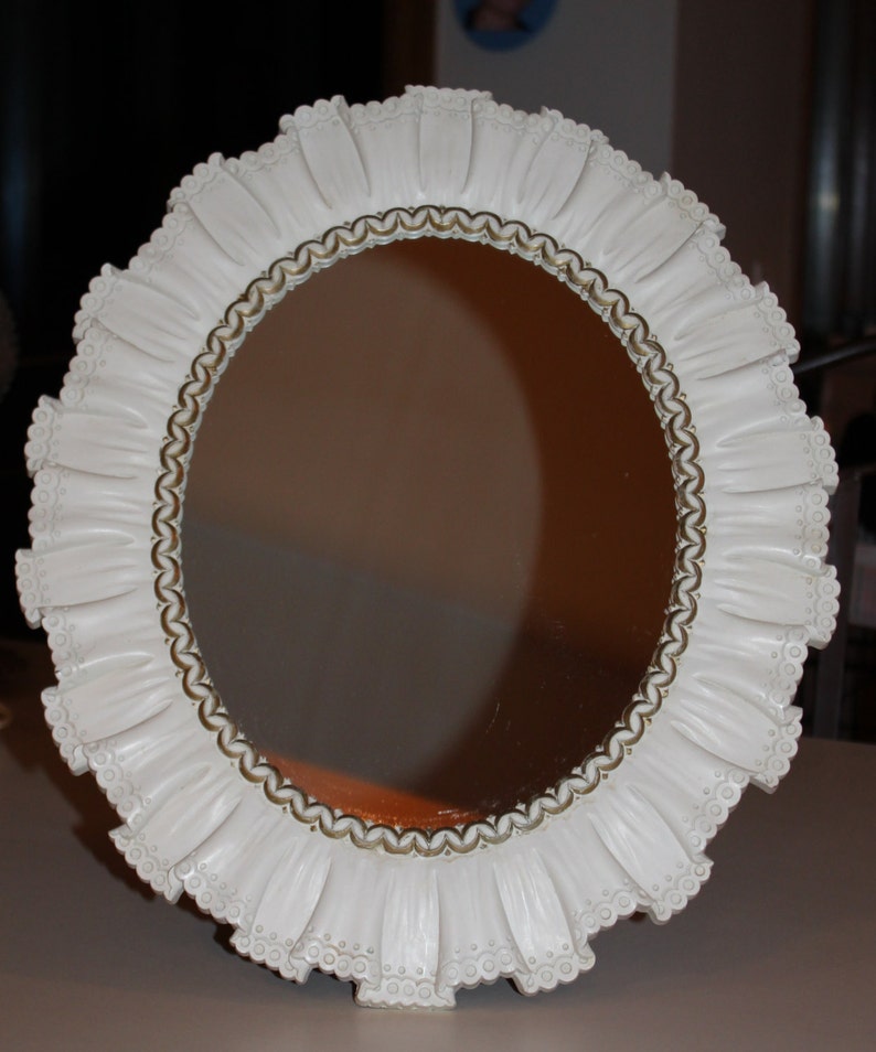 Vintage Syroco Wood Oval Mirror With A Pleated Ruffle Look - Etsy