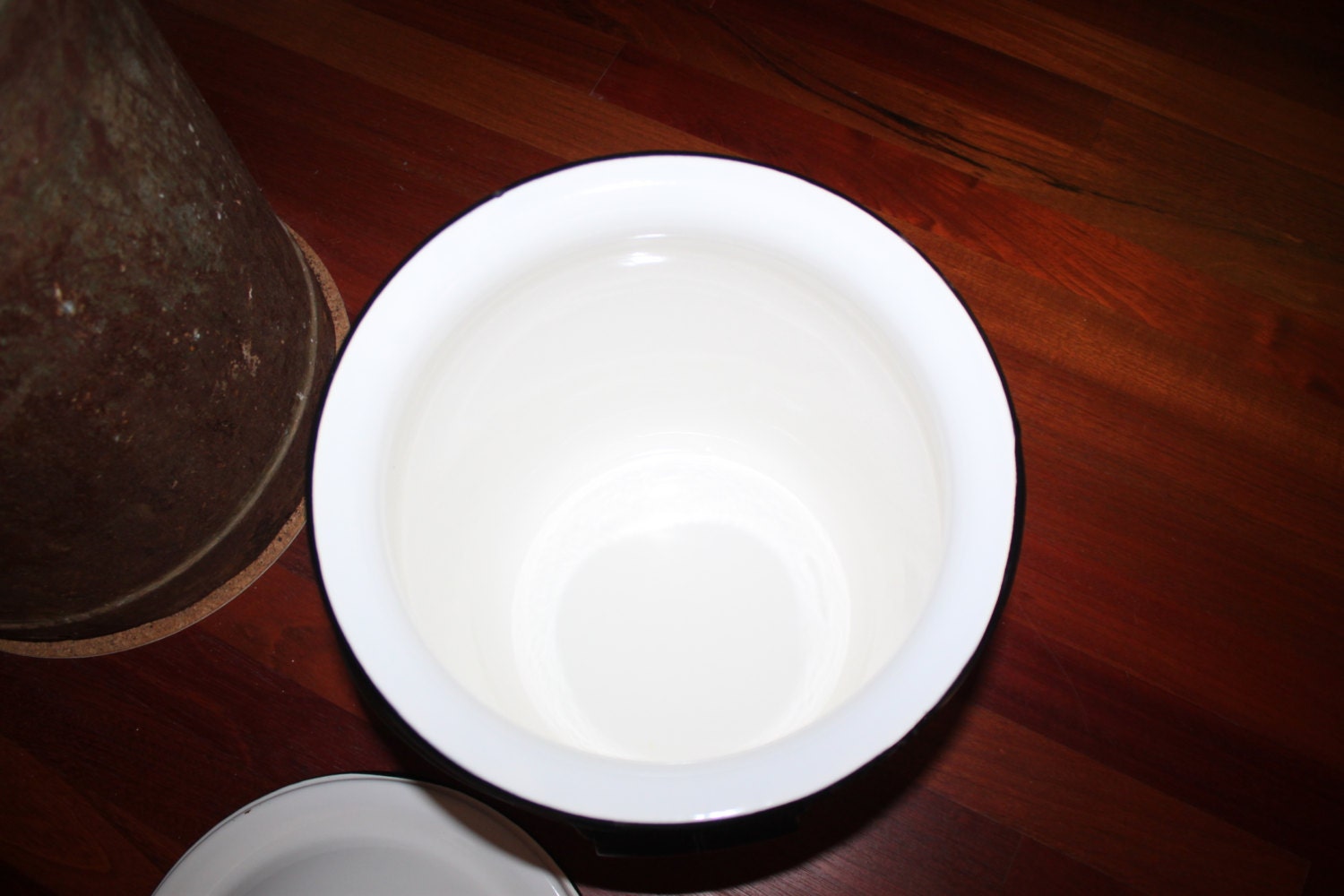 Vintage Covered Slop Bucket Porcelain Enamelware by Lisk Flintstone - Etsy