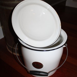 Vintage Covered Slop Bucket Porcelain Enamelware by Lisk Flintstone - Etsy