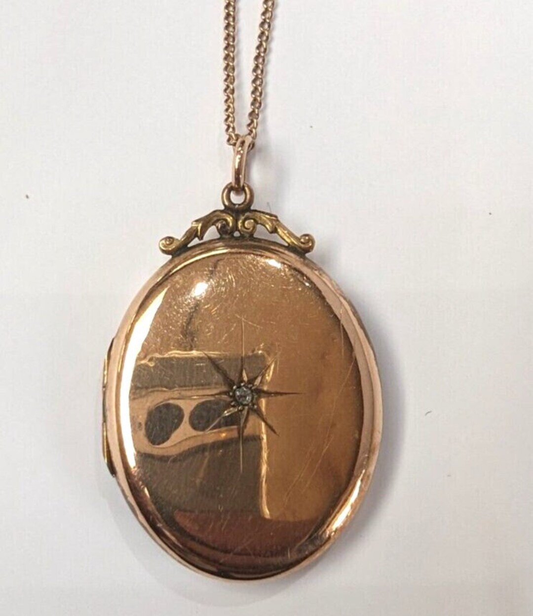 9ct Gold Locket Necklace Chain With Diamond Back and Front Locket 9ct ...