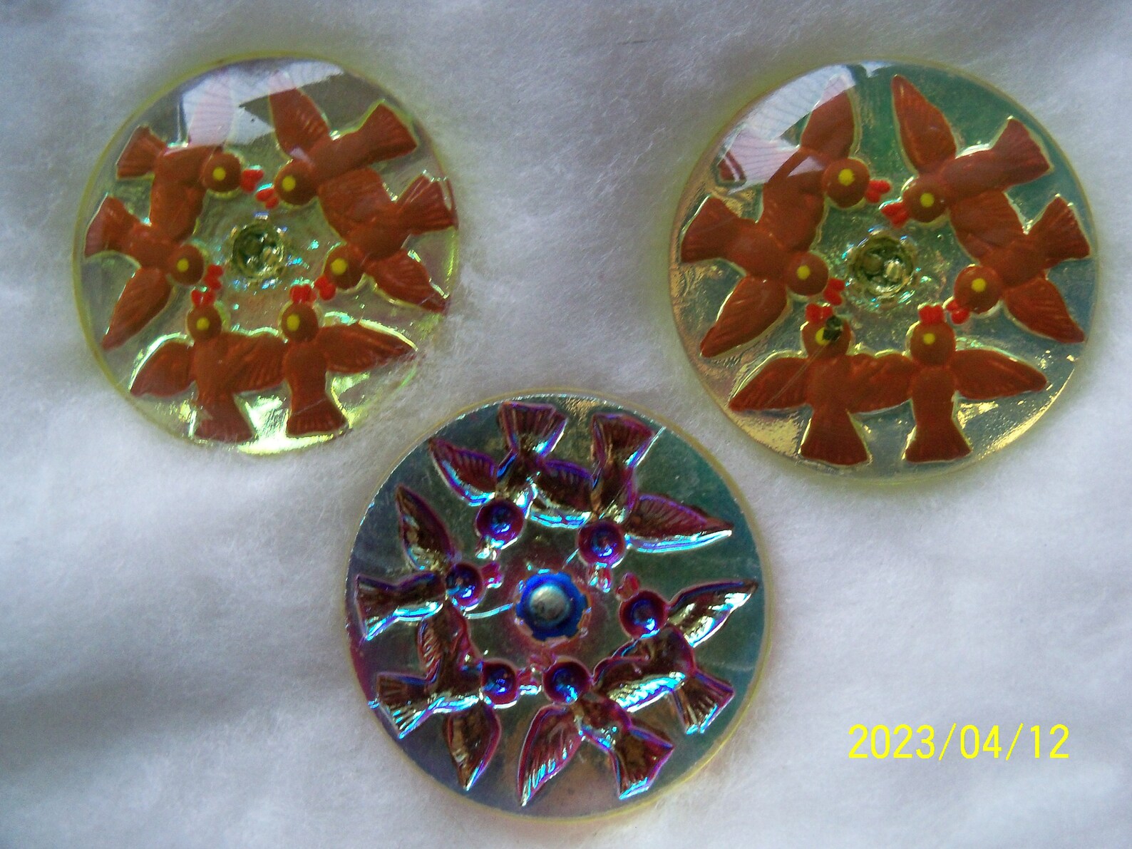 Czech Vaseline Glass Buttons 3 Pcs Gorgeous Reverse Painted Birds AB ...
