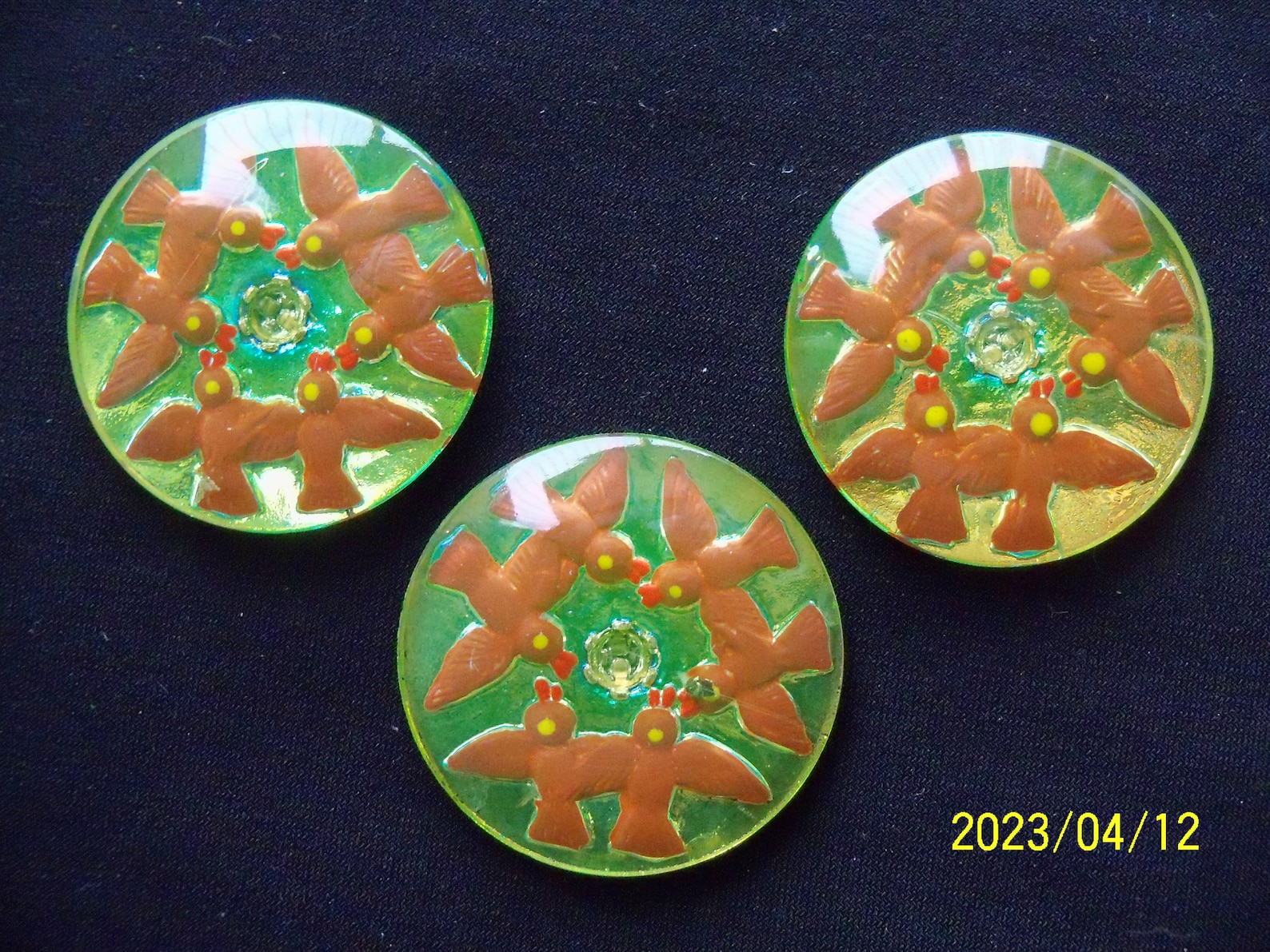 Czech Vaseline Glass Buttons 3 Pcs Gorgeous Reverse Painted Birds AB ...