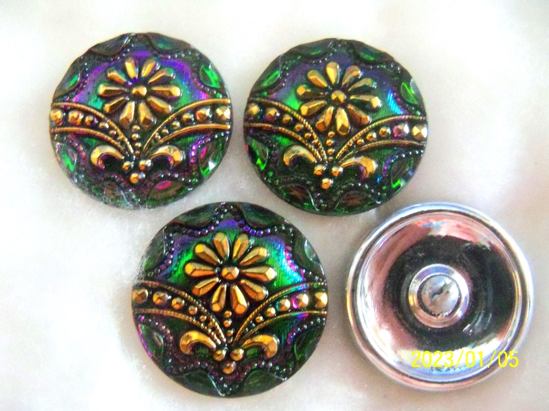 Reduced Czech Glass Buttons 4 Pcs Gorgeous Vitrail Green 24K Gold 27mm ...