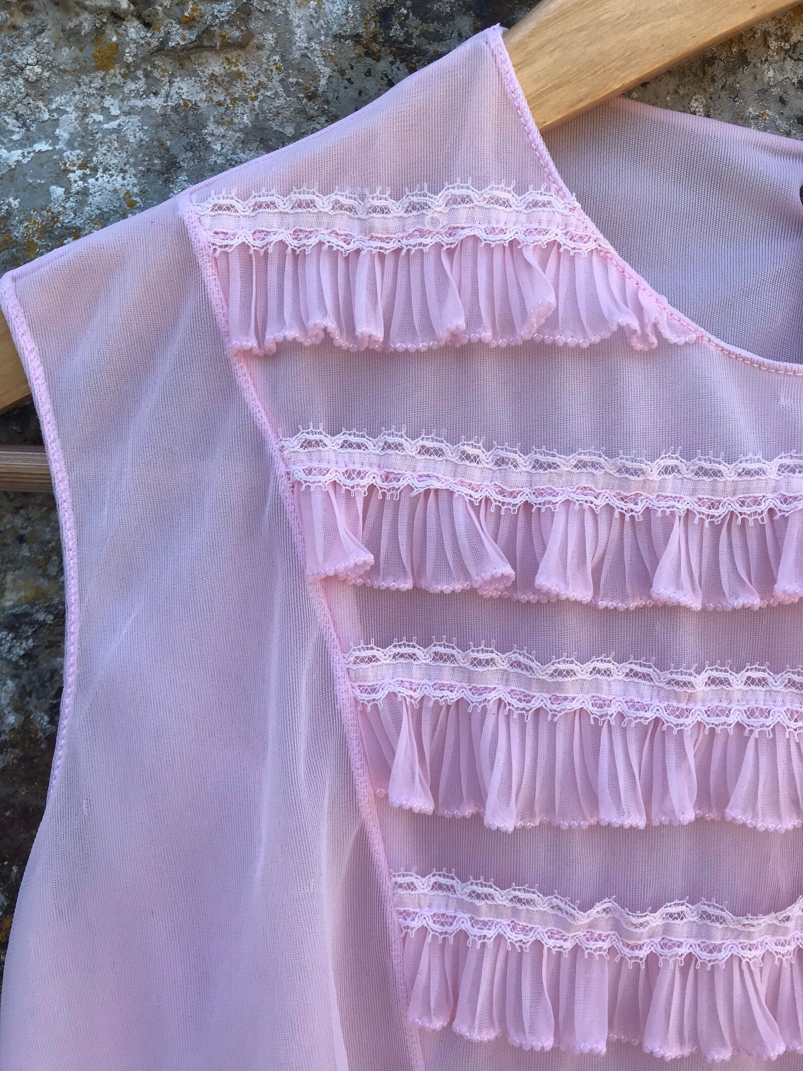 1960s Pink Ruffled Lace Top back Buttoned Sleeveless / 60s - Etsy