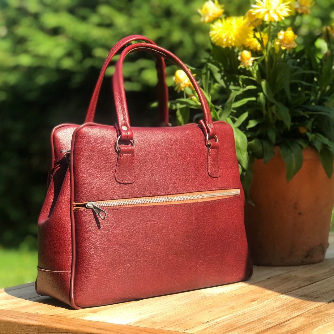 1950s Burgundy Vinyl Bag / 50s Week End Bag - Etsy