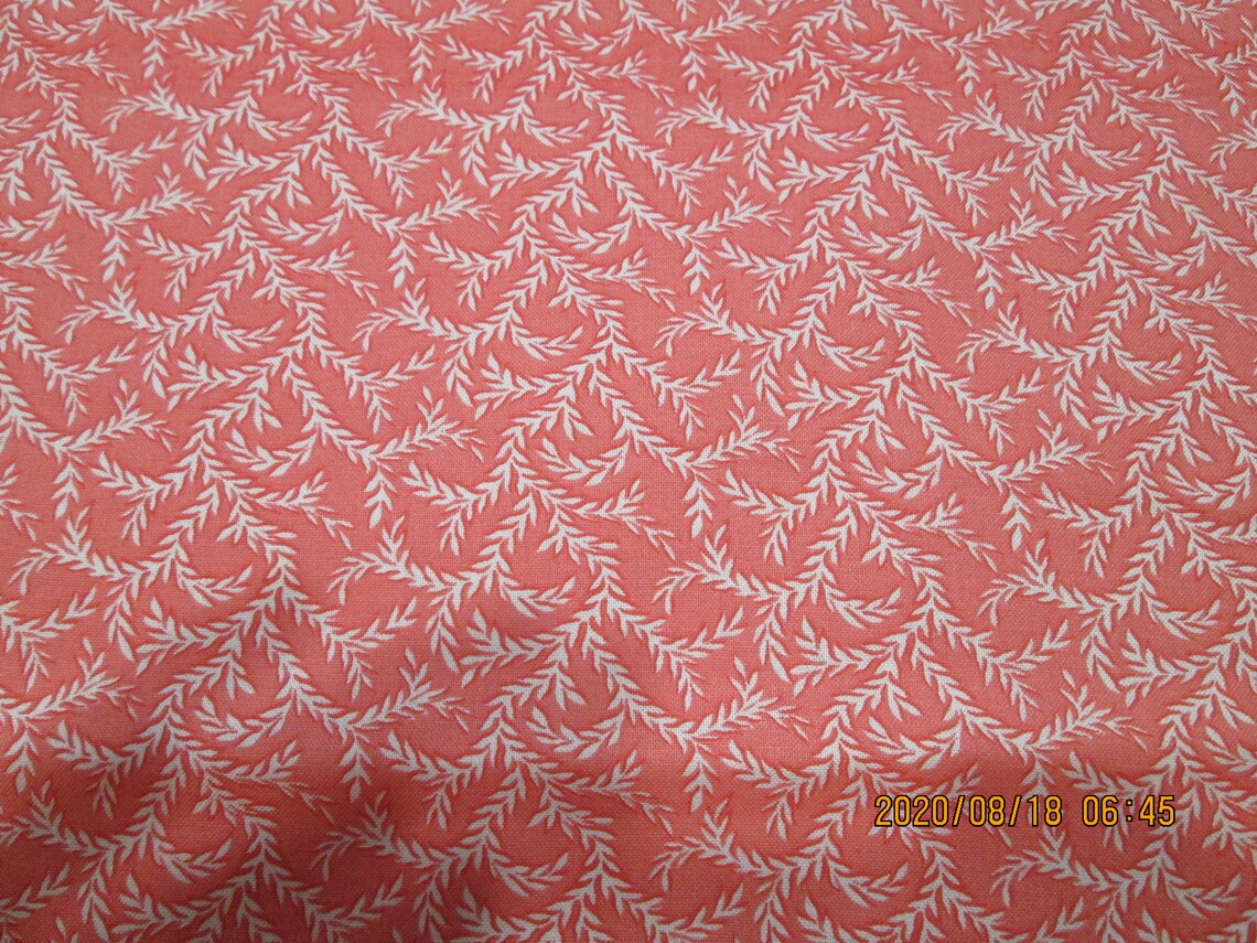 CALICO PRINTS in PINK Leaves and Branches 100% Cotton Great - Etsy