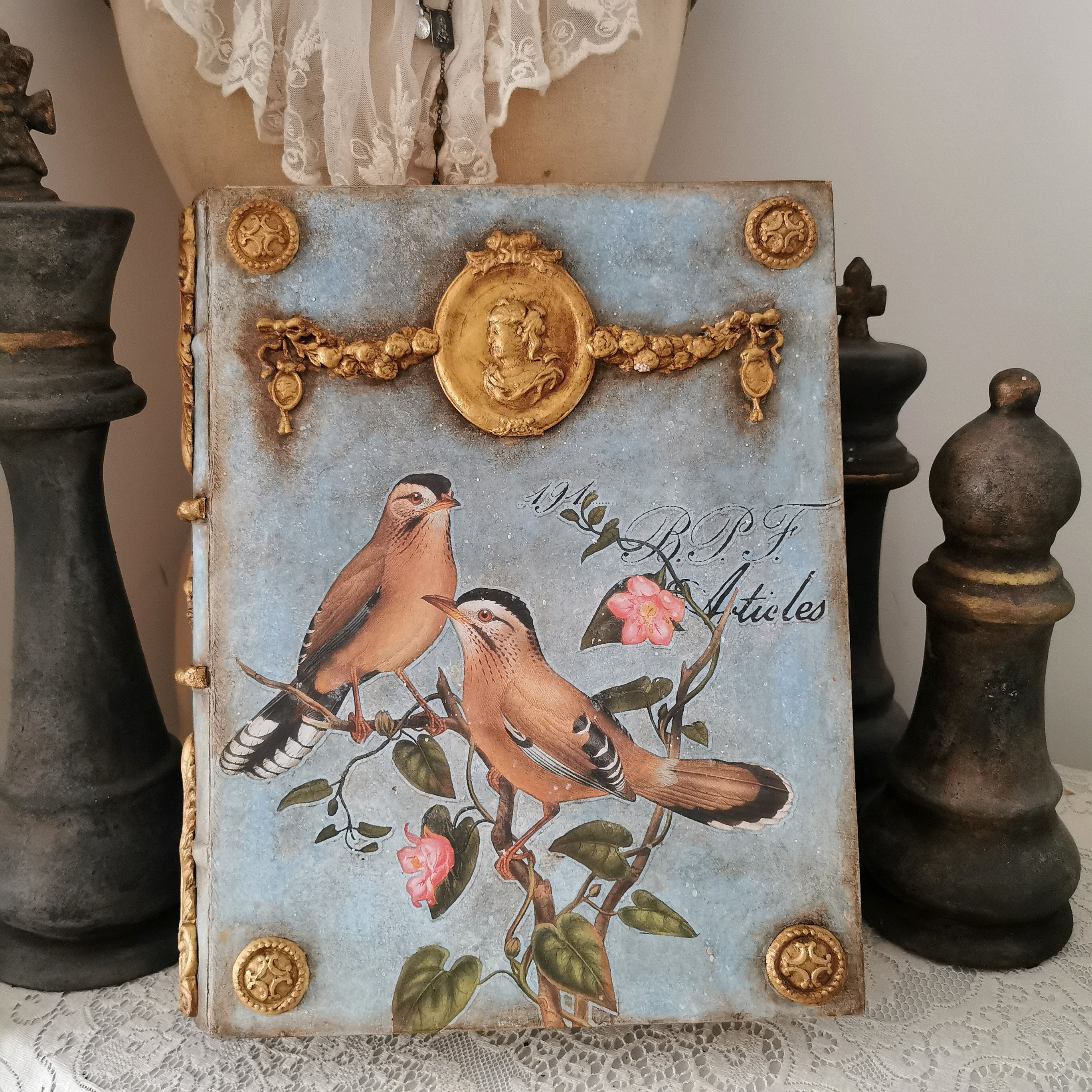 Tutorial - Cardboard Book Box to Old Book - Etsy