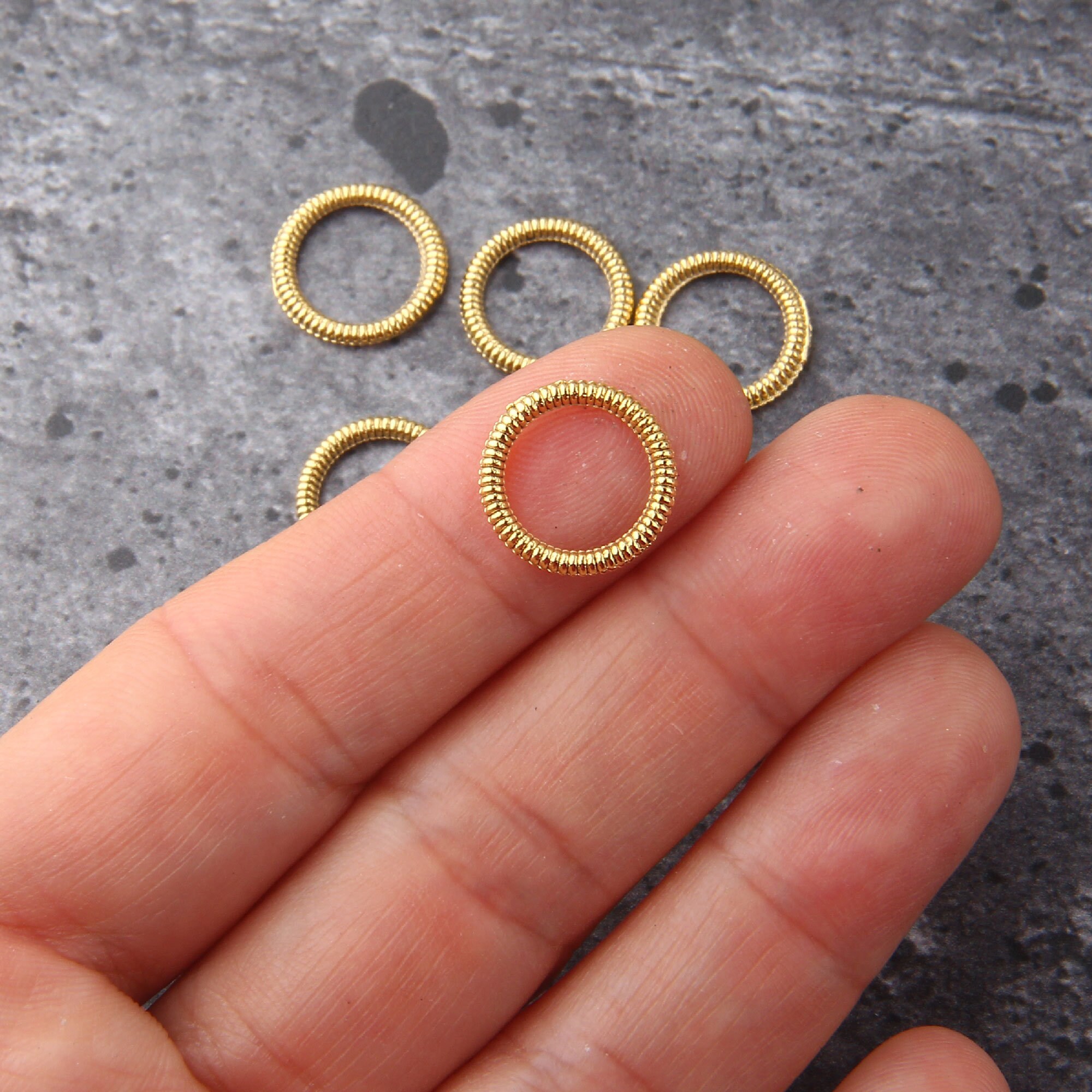 Closed Jump Ring Textured Jump Rings 13mm Jump Ring Gold - Etsy