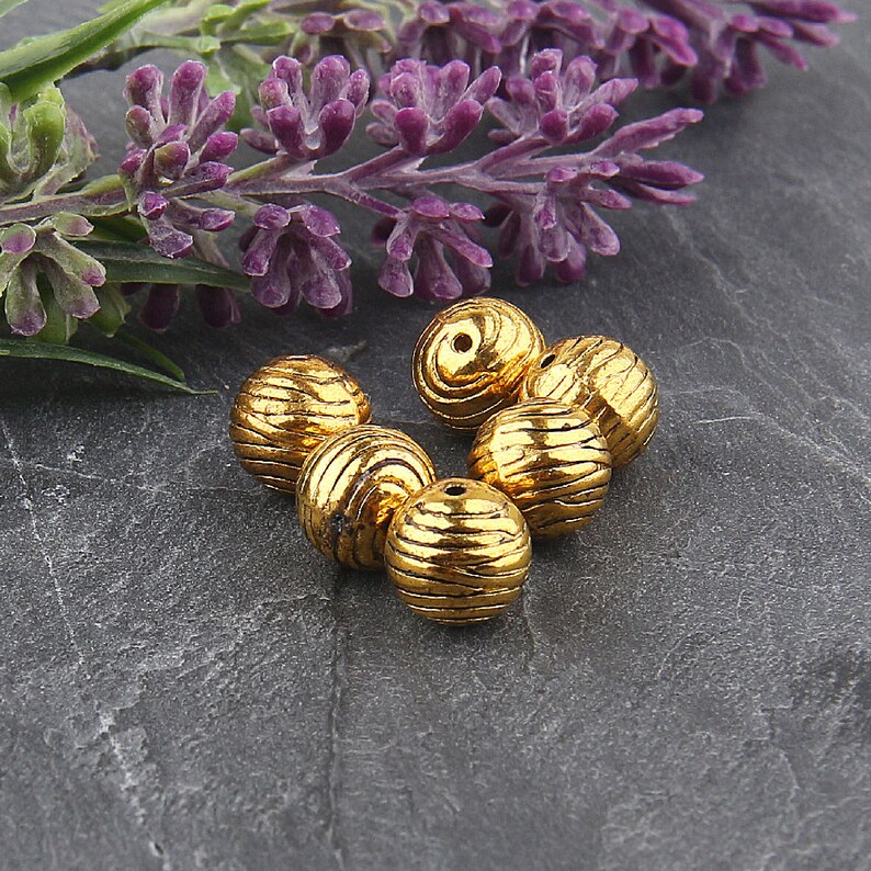 Antique Gold Tone Round Textured Metal Beads 6 Pieces // | Etsy