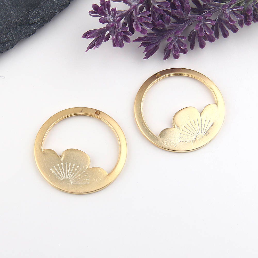 Gold, Round Lotus Flower Cut Out Ring Pendant, 2 Pieces // GP-512 - Etsy
