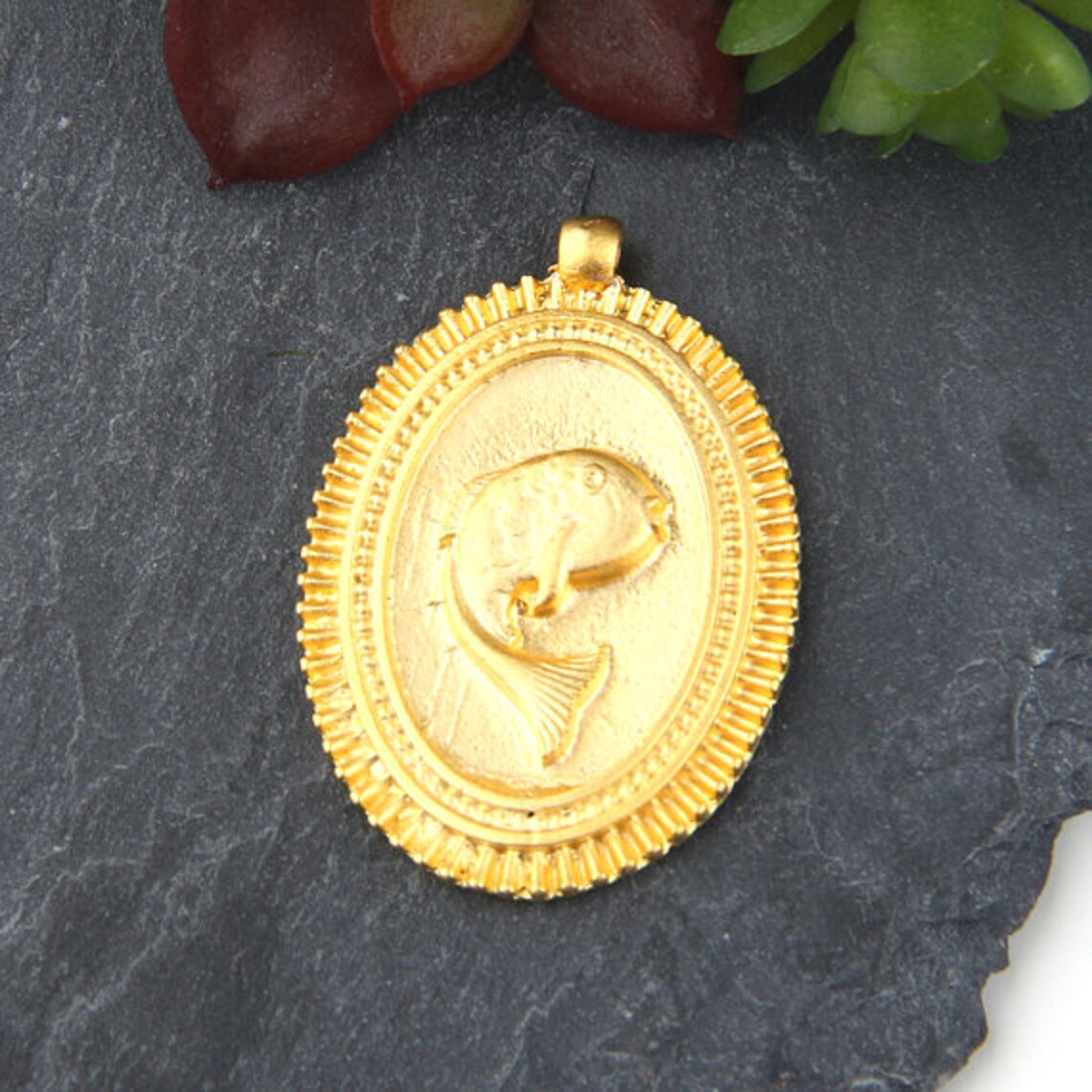 Gold Plated Oval Fish Medallion Pendant, Pendant, 1 Piece // GP-542 - Etsy