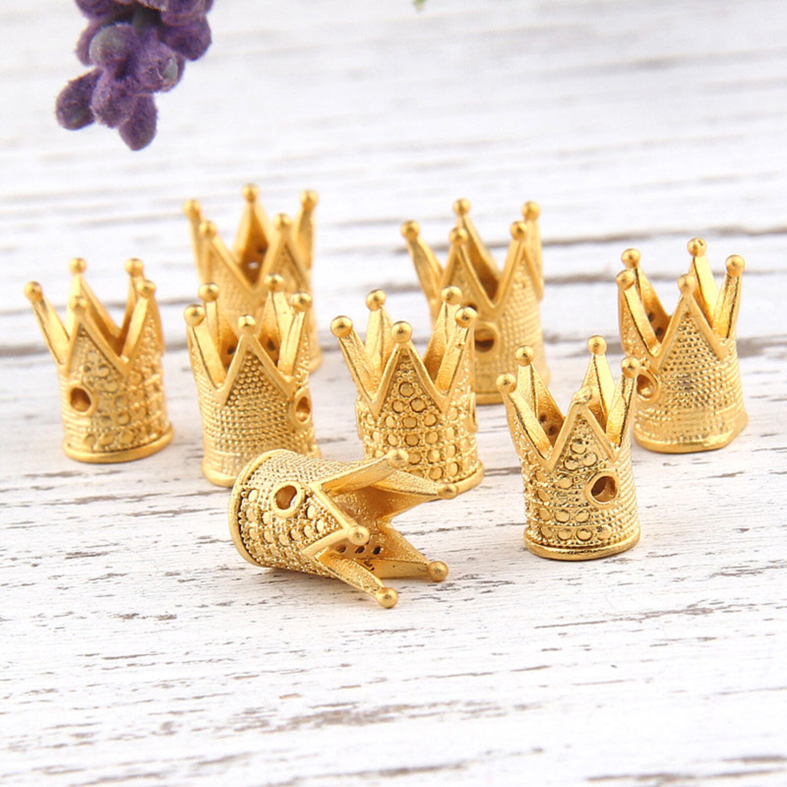Textured King Crown Bead Caps, Crown Shaped Cones, Mini Tassel Caps, 8 ...