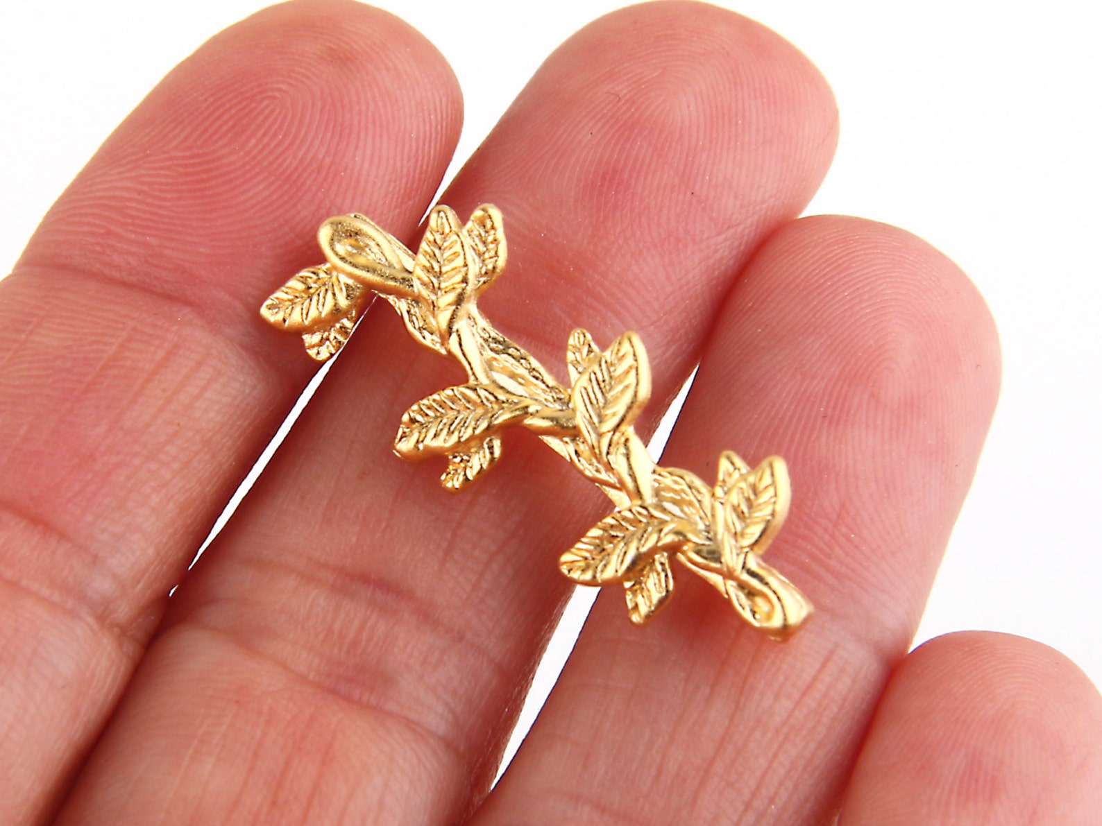 Floral / Leaf Strand Separator Connector, 7 Hole, 22k Matte Gold Plated ...