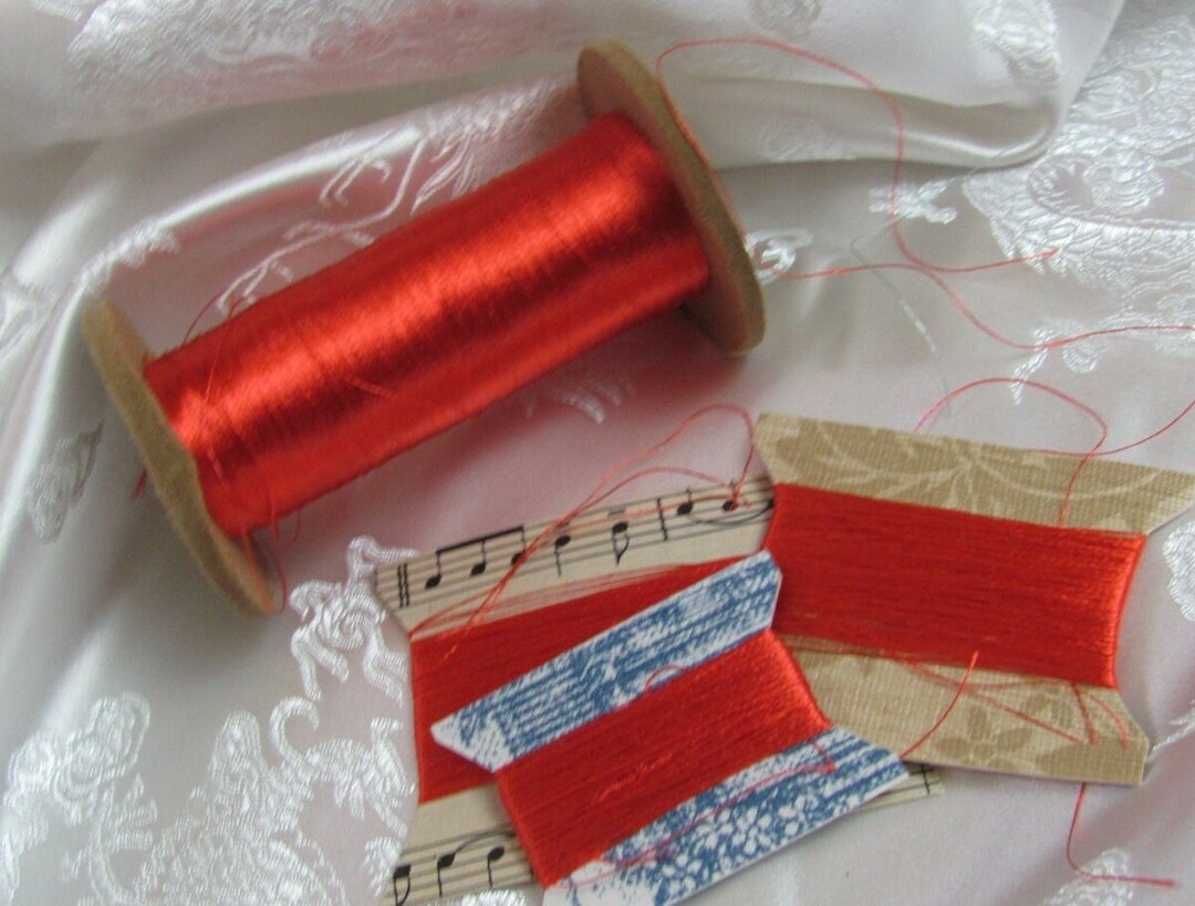 100% Silk Thread // Vintage Embroidery Sewing Threads Real Silk ...