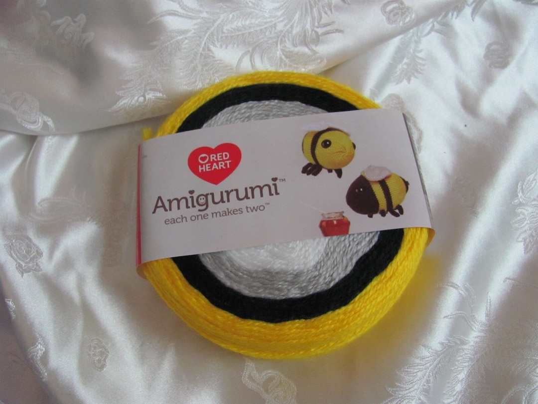Amigurumi // Red Heart Brand Yarn Pattern Kit - 3.5oz 100g // Crochet ...