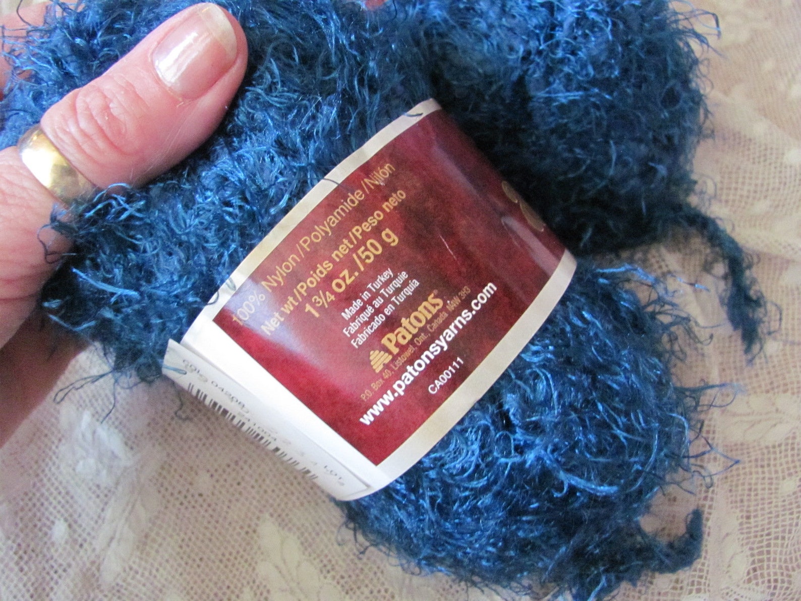 Patons Allure - 100% Nylon Yarn Skein Bulky Fuzzy - 1.75oz 50g ...