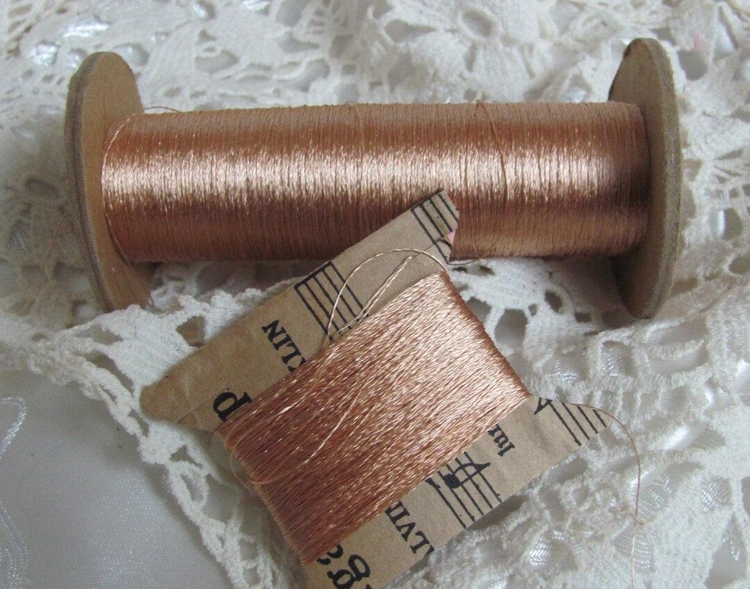 100% Silk Thread // Vintage Floss Thread Real Silk // Brown Taupe 20 40 ...