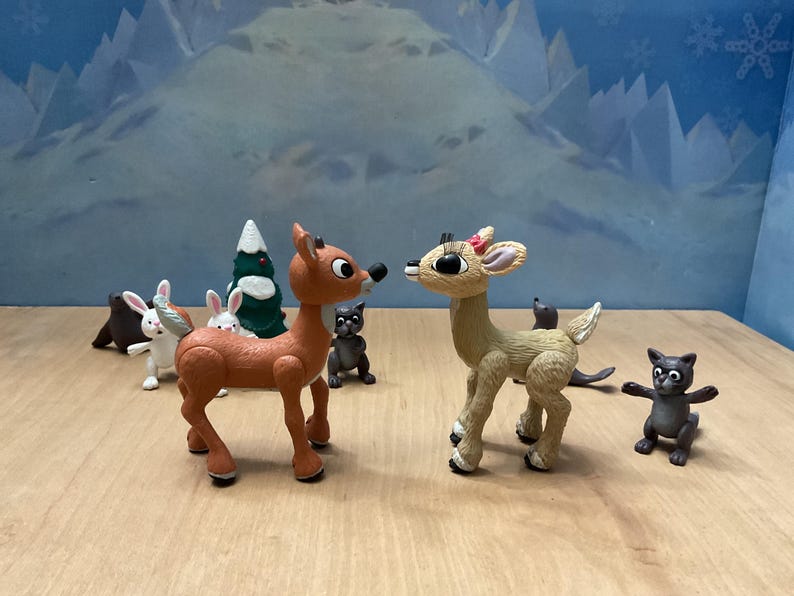 Rankin and Bass Rudolph the Red-nosed Reindeer Figures: Rudolph and ...