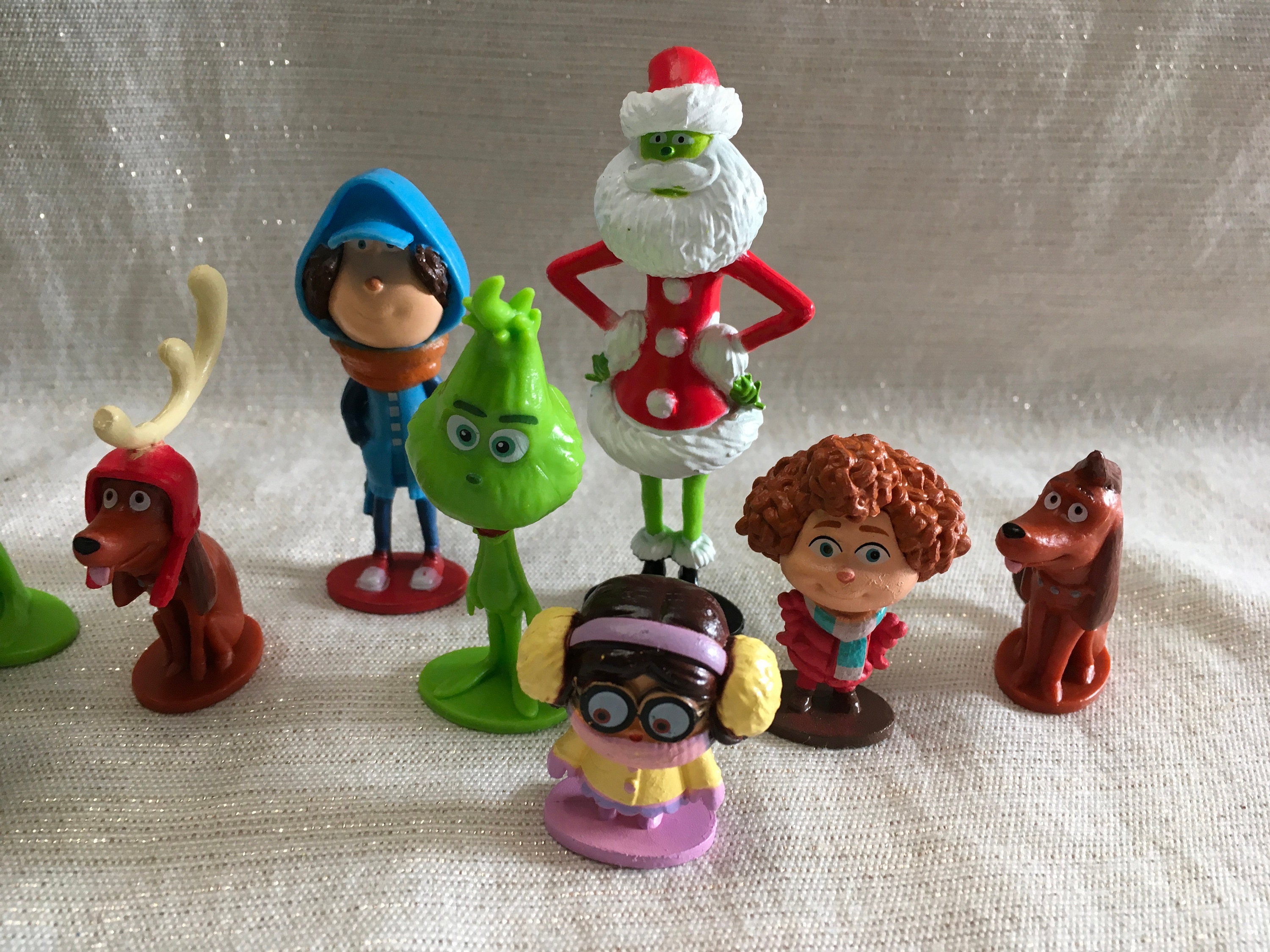 Illumination Dr. Seuss the Grinch Busy Book, Figures and Board Game - Etsy