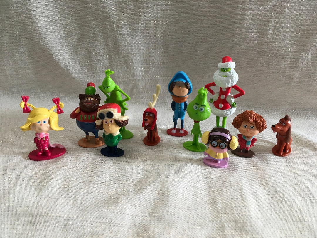 Illumination Dr. Seuss the Grinch Busy Book, Figures and Board Game - Etsy