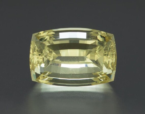 16.90ct 11.87 X 17.57mm Gorgeous Yellow Sunstone Faceted | Etsy