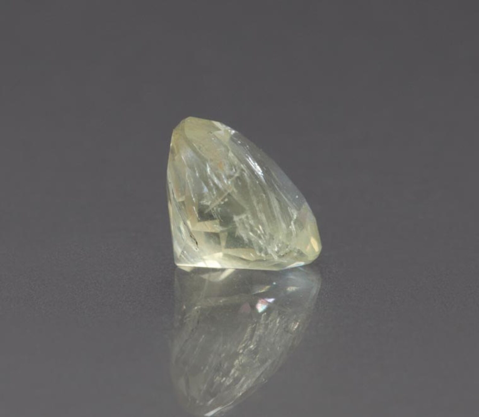 1.60cts 7.8mm Very Rare Leucite Round Faceted Loose Gemstone From Alban ...