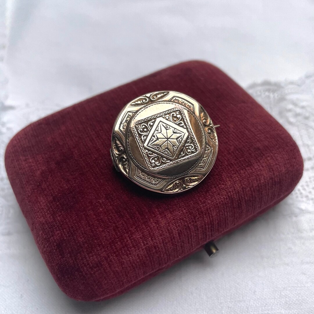 Antique Button Brooch, Aesthetic Movement Jewellery Late 1800s ...