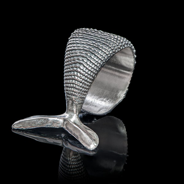 The Tail Ring - Etsy