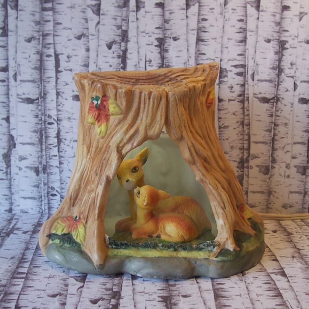 Vintage Wide Eyed Doe and Fawn Inside a Stump Nightlight Lamp - Etsy