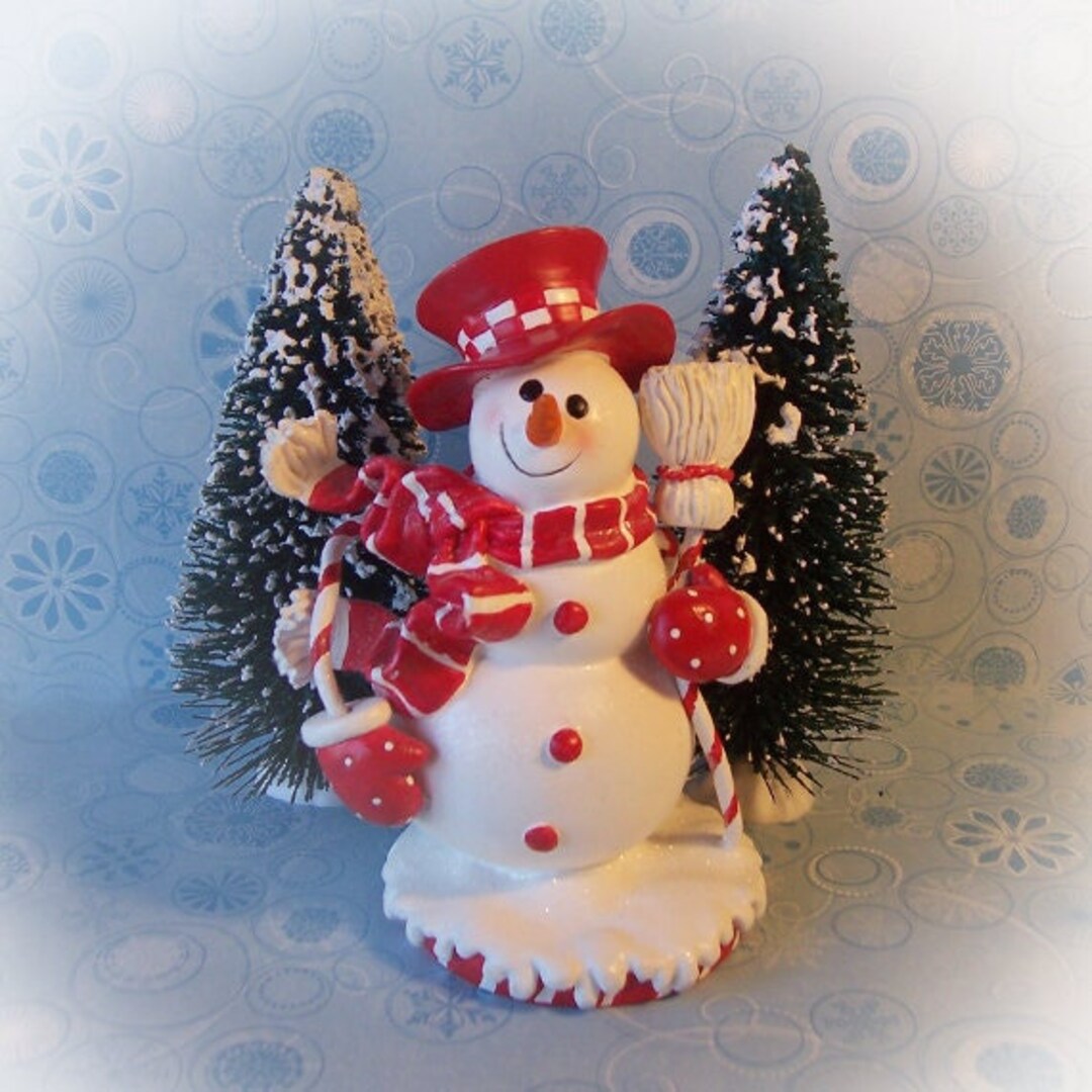 RARE Enesco Hand Painted Resin Red and White Snowman Figurine Holding a ...