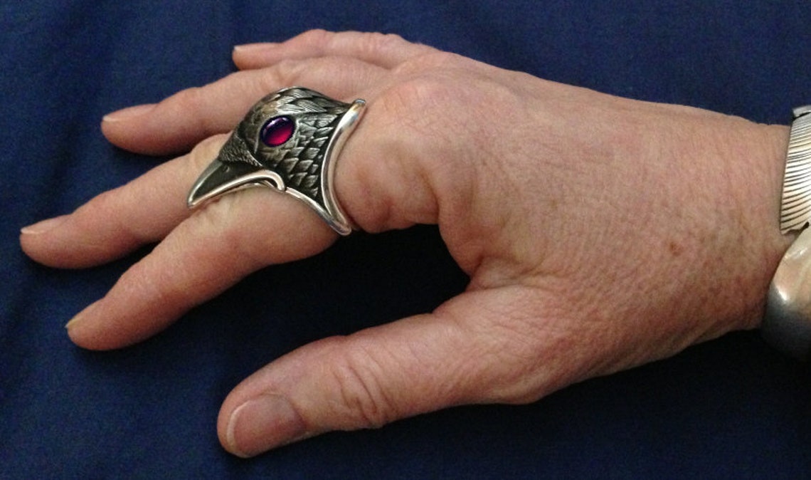 Raven Ring, With Garnet Eyes, for Men or Women - Etsy