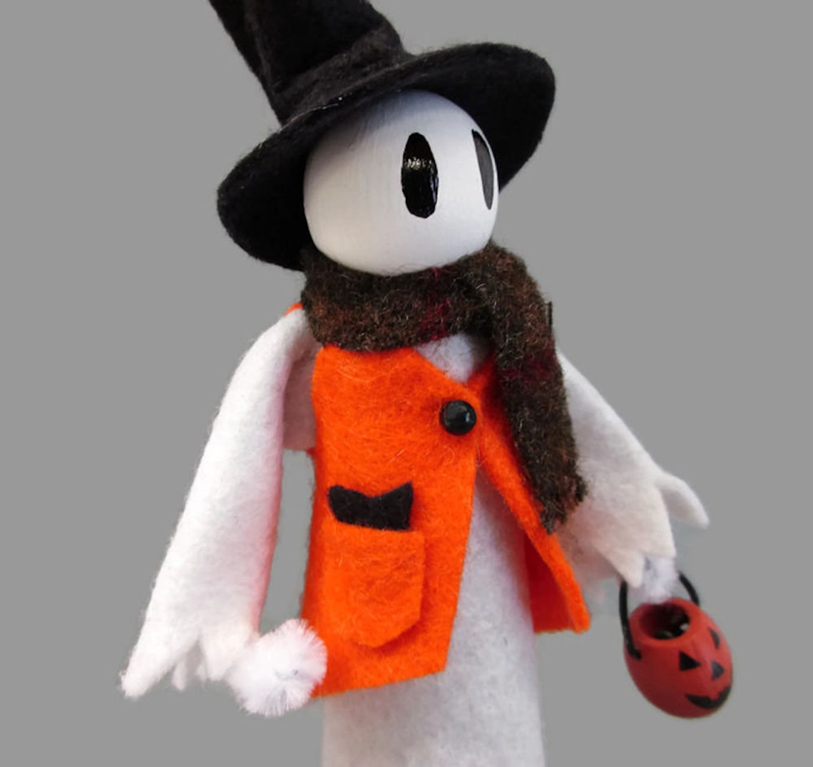 Halloween Ghost Clothespin Ornament, Trick or Treat Ghost, Peg Doll ...